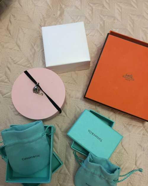 Фирменные коробки Tiffany&Co, herms, Pandora, tous