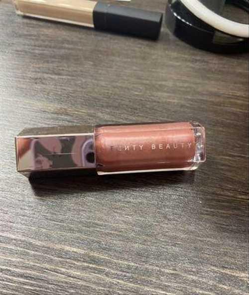 Блеск для губ Fenty Beauty