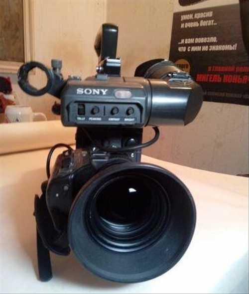 Видеокамера Betacam SP Sony DXC-637P