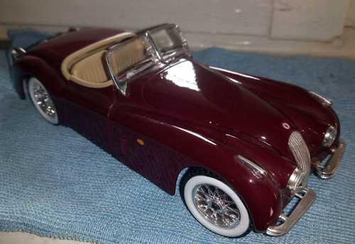 Модель jaguar XK 120 roadster