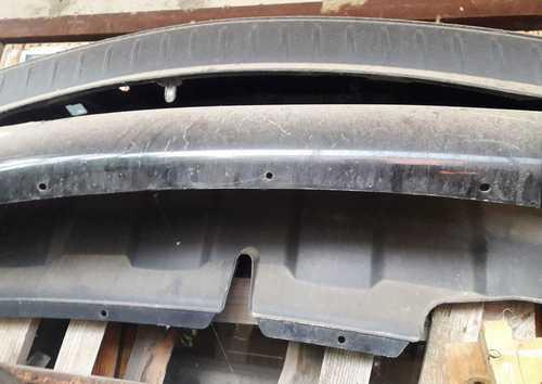 Chrysler 2006 года задний бампер