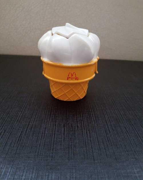 Мороженое Macdonald's