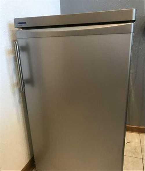 Малогабаритный холодильник Liebherr серебристый