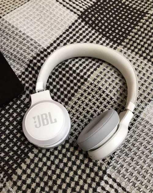 Беспроводные наушники Jbl 400 live