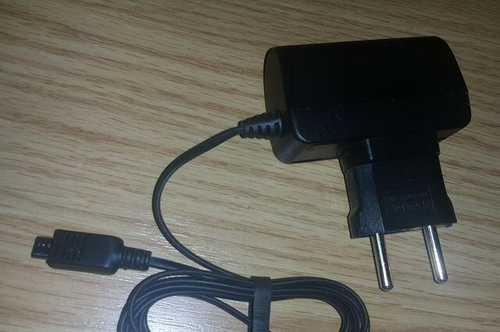 Micro USB Sony Ericsson зарядное устройство новое