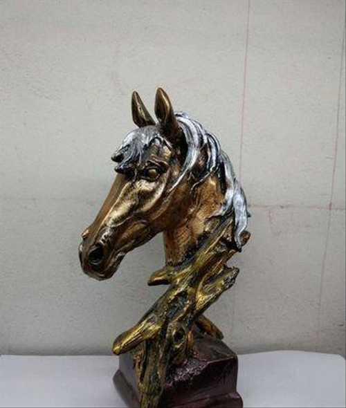 Декоративная статуэтка голова лошади