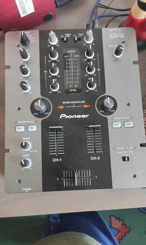 Микшерный пульт Pioneer DJM-250
