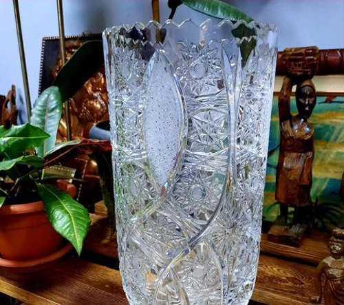 Большая 30 см Чешская хрустальная ваза