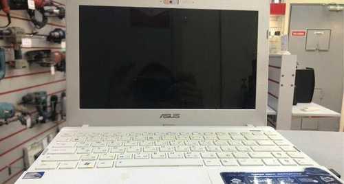Ноутбук Asus 1225C