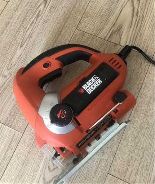 Лобзик Black&Decker
