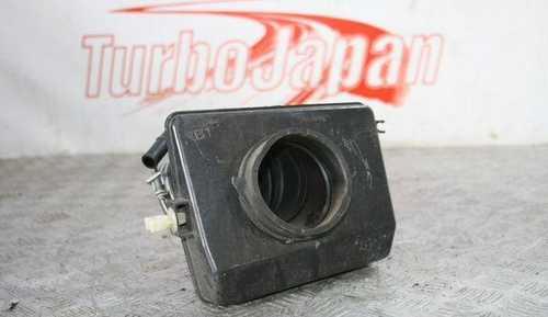 Патрубок впускной Toyota Mark X ZIO 2GR-FE 3,5л
