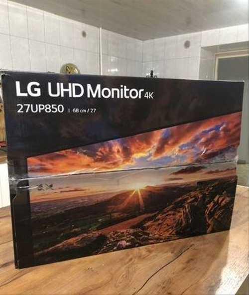 Монитор LG UHD monitor 27up850