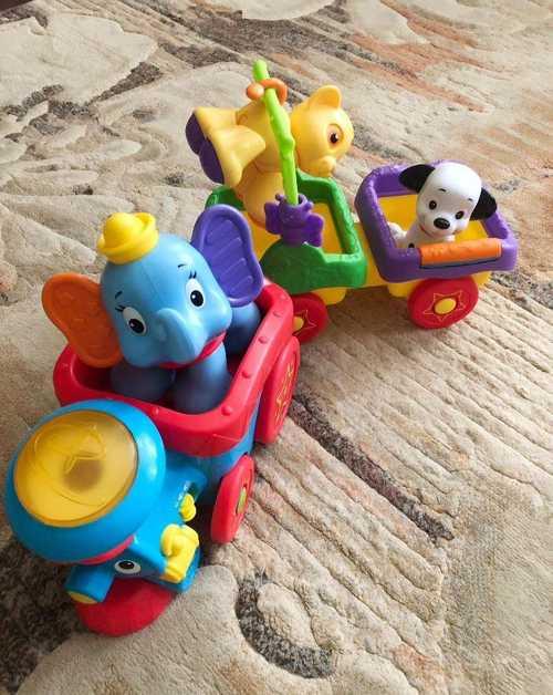 Паровозик Fisher Price