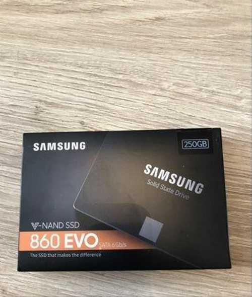 Ссд омск. Samsung 860 EVO 1024.