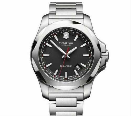 Часы Victorinox I.N.O.X. 241723.1 черный циферблат