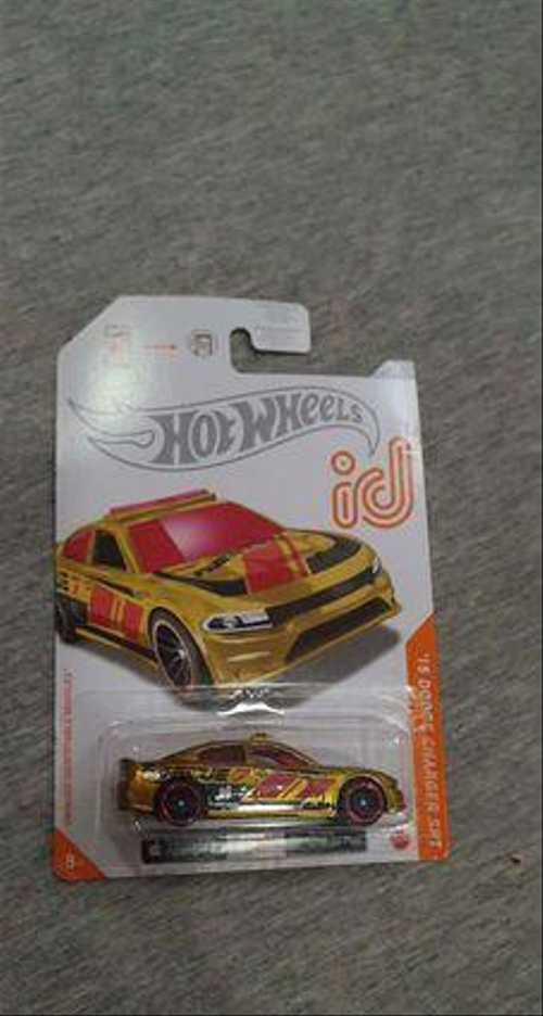 Hot wheels dodge charger srt ID