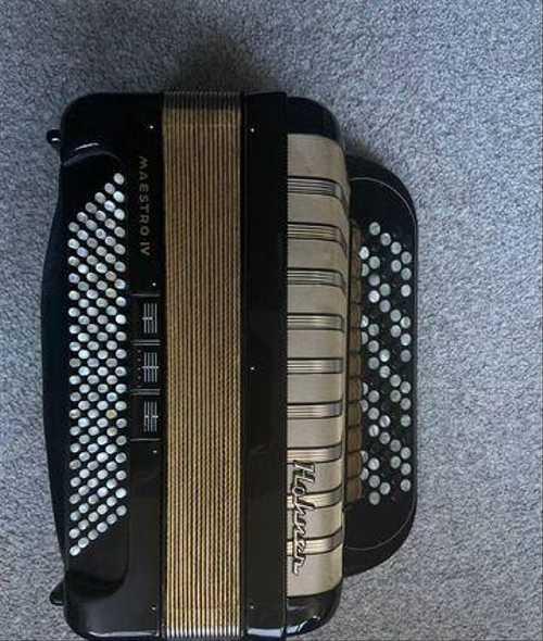 Hohner Maestro IV баян