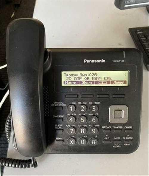 VoIP-телефон Panasonic KX-UT123RU-B