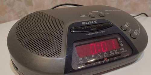 Радиобудильник Sony ICF-C720