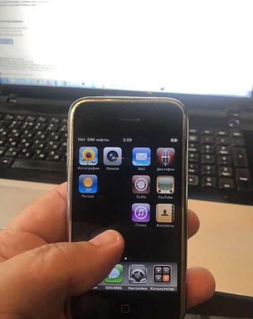 Телефон iPhone 2g