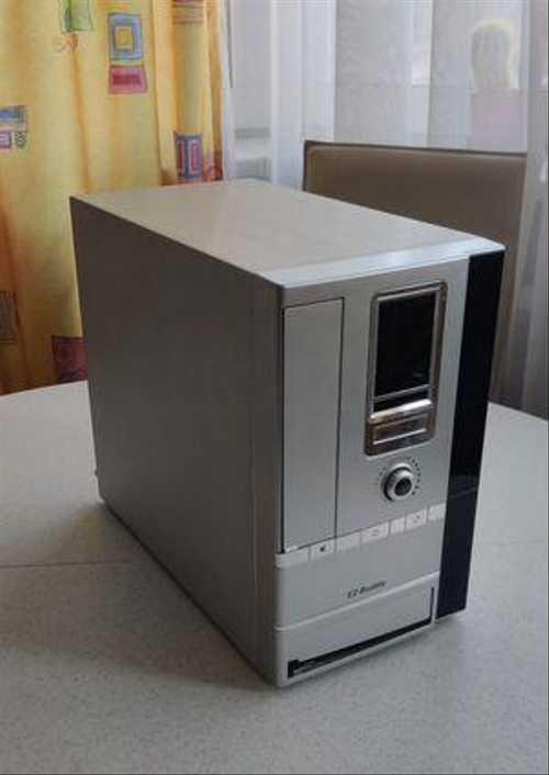 SFF системник на Pentium 4