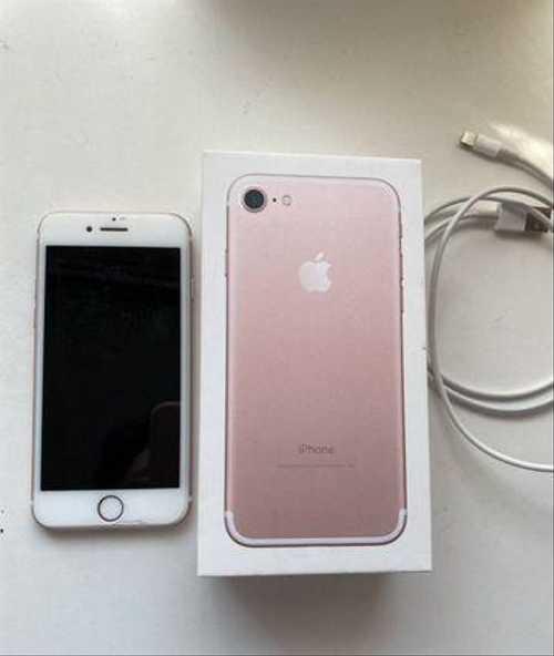 Телефон iPhone7 128 Гб
