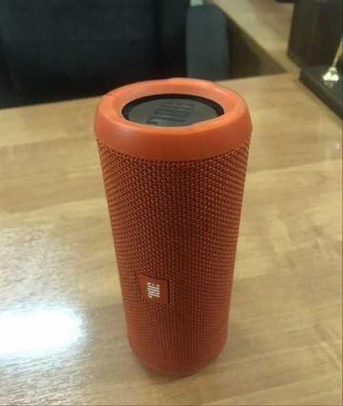 Колонка jbl не подключается к usb адаптеру bluetooth адаптер