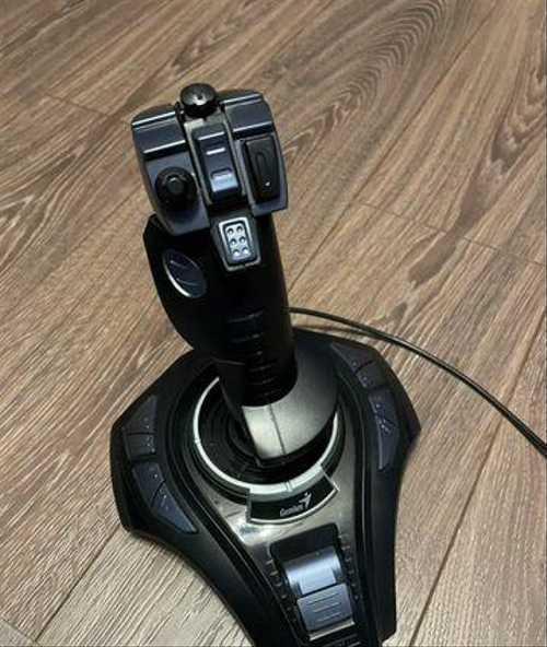 Джойстик Genuis