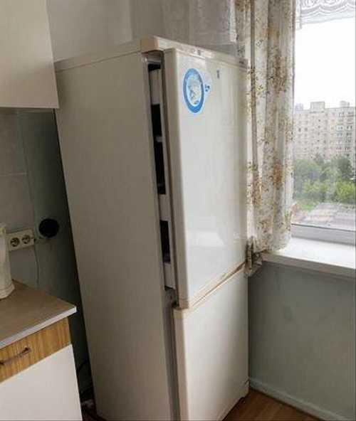 Продам холодильник стинол 107