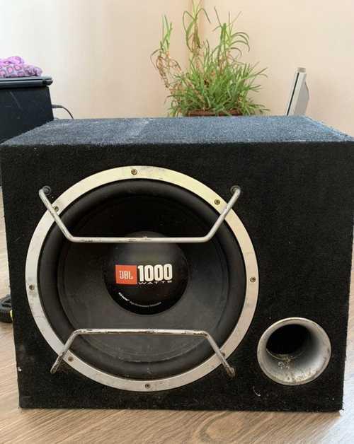 Сабвуфер JBL 1000 watts