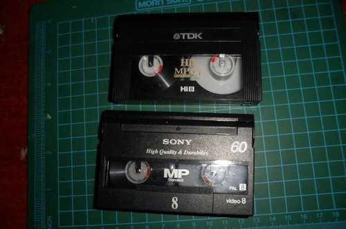 Две видеокассеты video 8