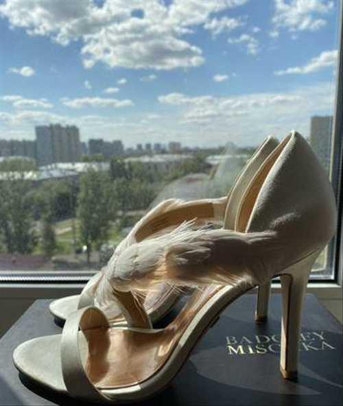 Туфли badgley mischka 39-40