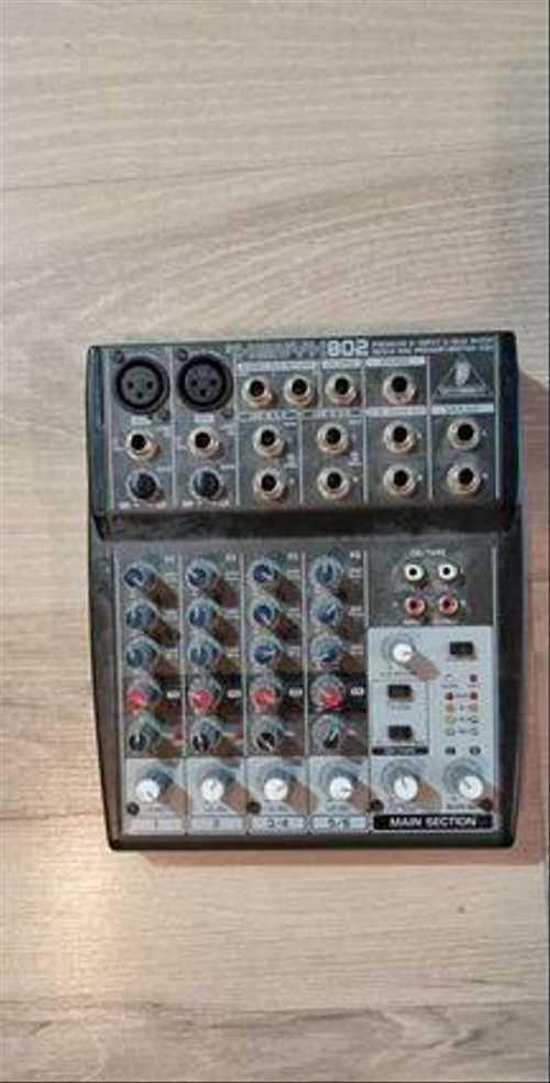 Behringer xenyx 802