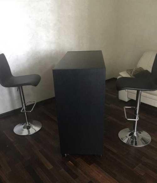 Барная стойка и стулья BoConcept