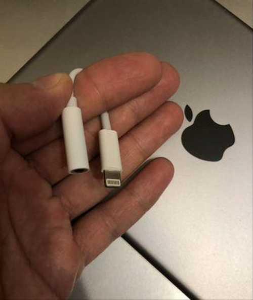 Переходник Apple Lightning на 3.5mm Jack