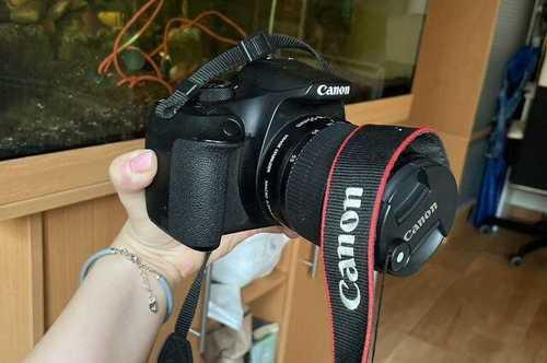 Зеркальный фотоаппарат Canon EOS 1300d Kit