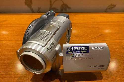 Видеокамера Sony DCR-DVD508E