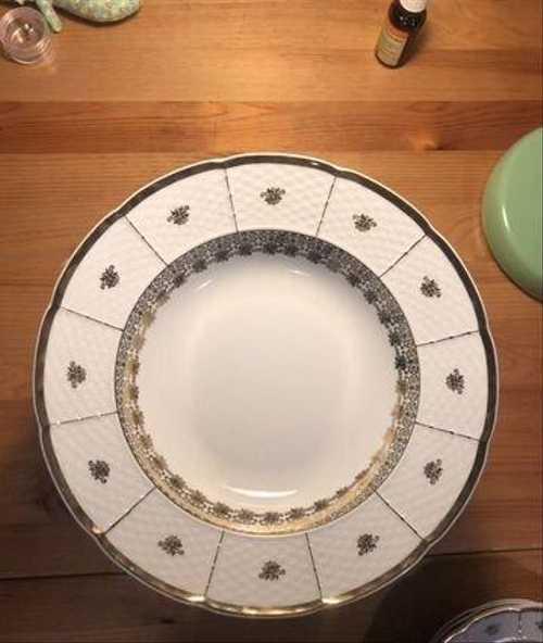Фарфоровые тарелки Thun Menuet