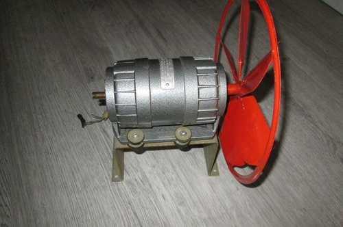 Электродвигатель ав-052-2му3