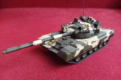 Модель танка Т-80
