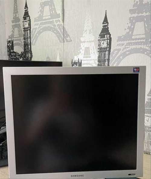 Монитор Samsung SyncMaster 193p Plus