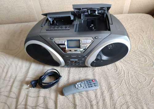 Магнитола Samsung RCD-S50 CD/кассетная радио пульт