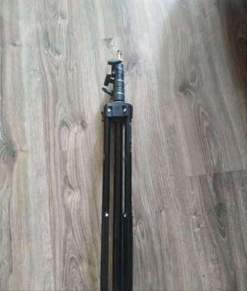 Raylab RT-1800 cтойка для освещения