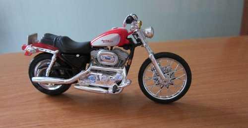 Модель мотоцикла Harley Dewidson 2002