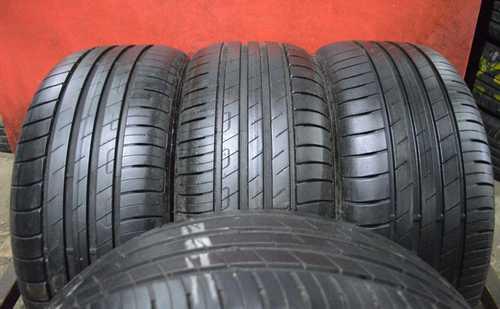 215/55/17 Goodyear Efficient Grip ro1