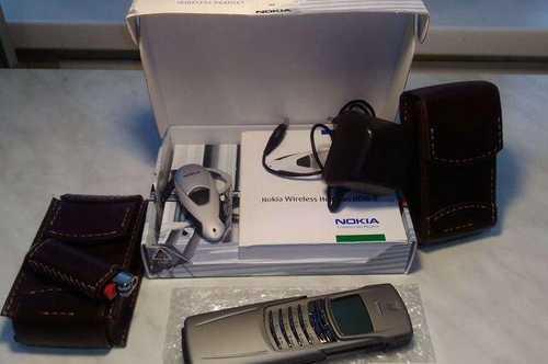 Nokia 8910 natural titanium
