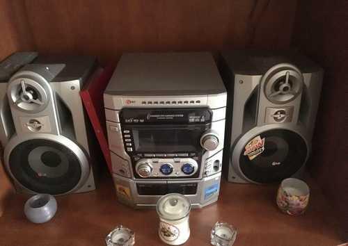 Музыкальный центр LG Karaoke LM-K5530X