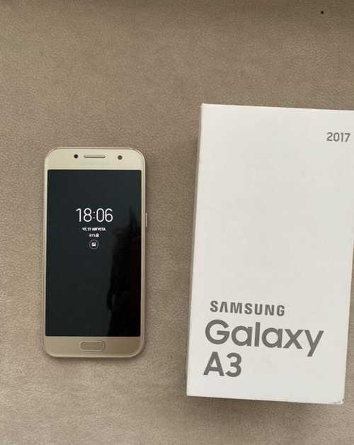 Телефон Samsung GalaxyA3 2017