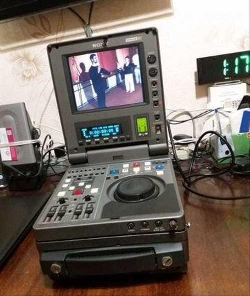 Видеорекордер Sony DNW-A25