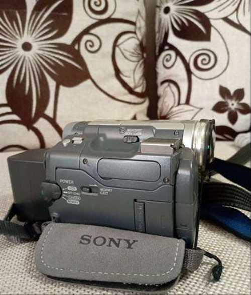 Видеокамера sony dcr trv33Е